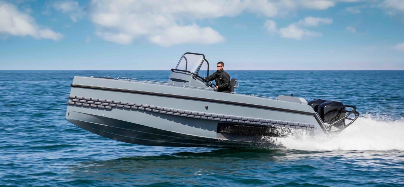 Amphibious Iguana Pro for US Navy | Iguana Yachts