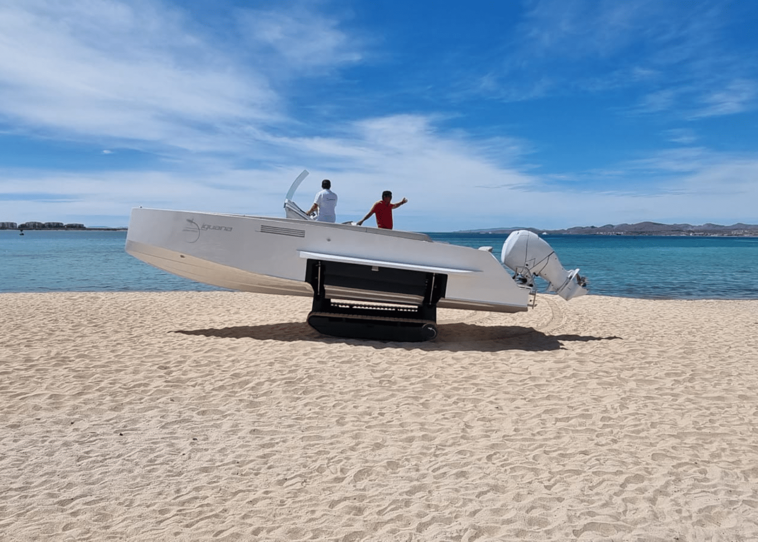 EXPLORE THE MEXICAN COASTLINE WITH THE MOST EXCLUSIVE RIDE | Iguana Yachts