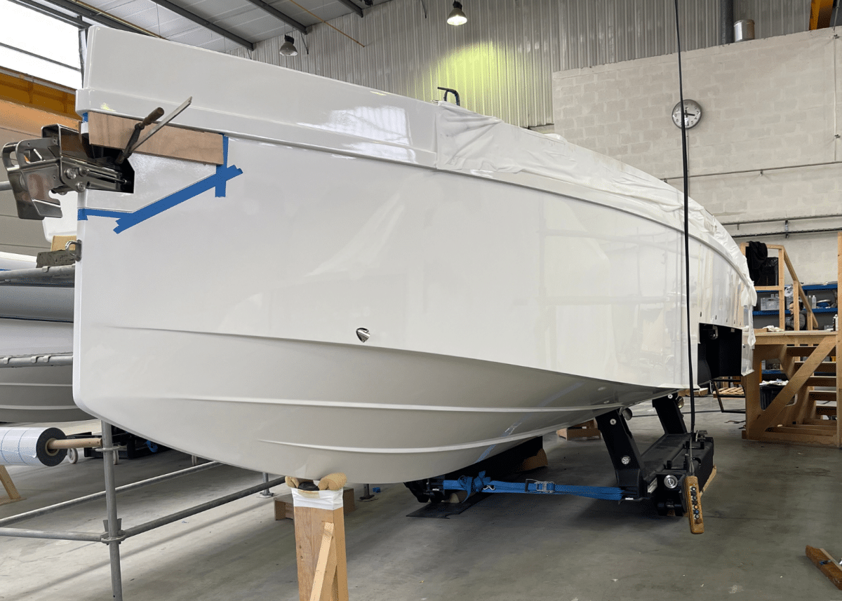 DISCOVER THE IGUANA FISHER'S IMPROVEMENT IN PICTURES | Iguana Yachts